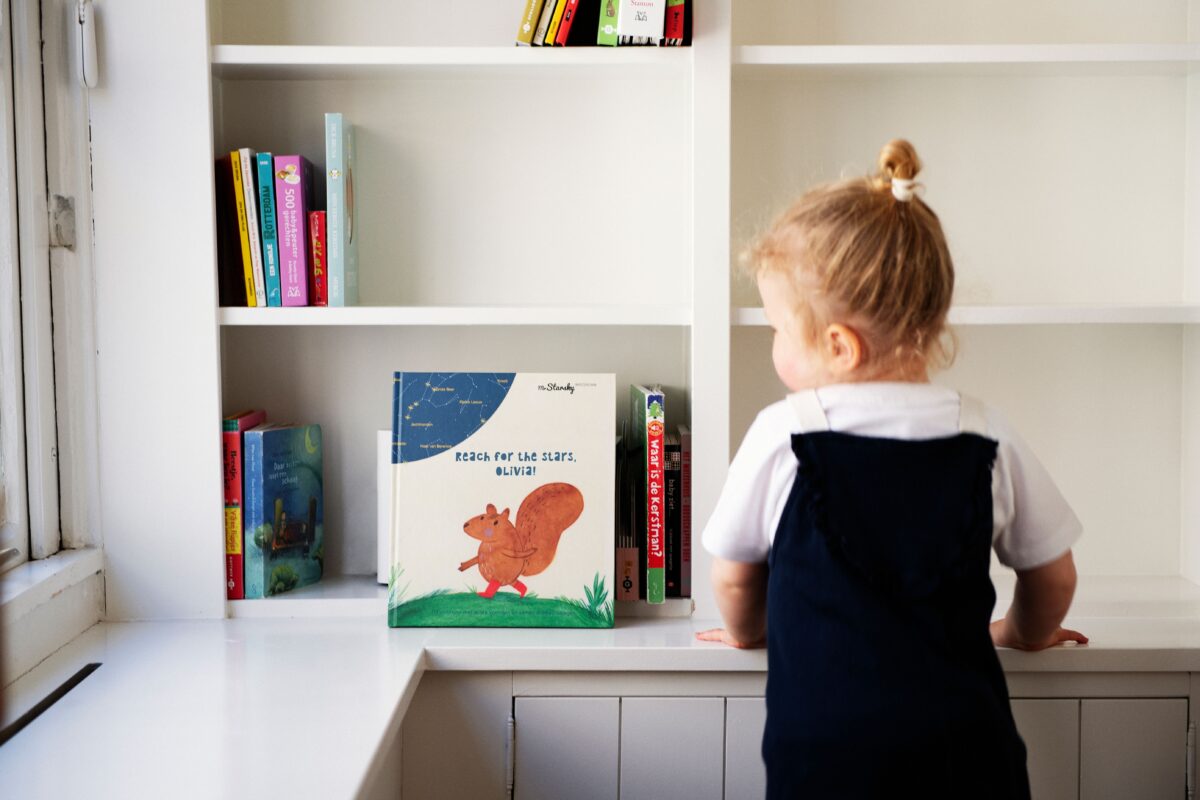 Personalized picture book Reach for the stars - MrStarsky